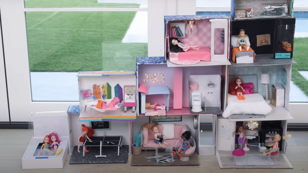 Easy DIY Dollhouse Tutorial for Beginners - And christina